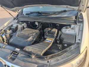 Pelēks Hyundai Santa Fe 2011 Kauņa, ar dzinēja tilpumu 2.20 L un nobraukumu 184 tūkst. km par 2150 €, foto 24 vietnē AUTOMOTO.COM.LV