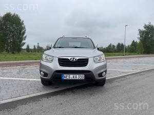 Pelēks Hyundai Santa Fe 2011 Jelgava, ar dzinēja tilpumu 2.20 L un nobraukumu 0 tūkst. km par 7390 €, foto 4 vietnē AUTOMOTO.COM.LV