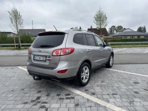 Pelēks Hyundai Santa Fe 2011 Jelgava, ar dzinēja tilpumu 2.20 L un nobraukumu 0 tūkst. km par 7390 €, foto 7 vietnē AUTOMOTO.COM.LV