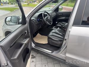 Pelēks Hyundai Santa Fe 2011 Jelgava, ar dzinēja tilpumu 2.20 L un nobraukumu 0 tūkst. km par 7390 €, foto 13 vietnē AUTOMOTO.COM.LV