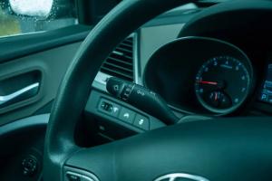 Pelēks Hyundai Santa Fe 2012 Liepāja, ar dzinēja tilpumu 2.40 L un nobraukumu 146 tūkst. km par 9800 €, foto 20 vietnē AUTOMOTO.COM.LV