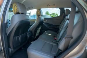 Grey Hyundai Santa Fe 2012 in Riga, with an engine capacity of 2.40 L and mileage of 146 thousand km for 11200 €, photo 24 on AUTOMOTO.COM.LV