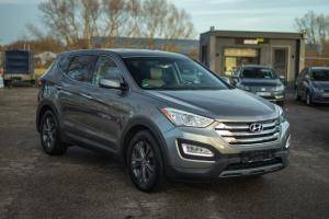 Grey Hyundai Santa Fe 2012 in Riga, with an engine capacity of 2.40 L and mileage of 146 thousand km for 11200 €, photo 35 on AUTOMOTO.COM.LV