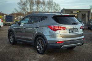 Grey Hyundai Santa Fe 2012 in Riga, with an engine capacity of 2.40 L and mileage of 146 thousand km for 11200 €, photo 42 on AUTOMOTO.COM.LV
