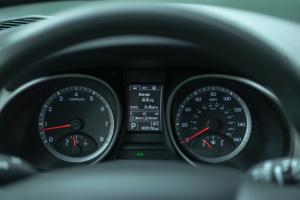 Grey Hyundai Santa Fe 2012 in Riga, with an engine capacity of 2.40 L and mileage of 146 thousand km for 11200 €, photo 43 on AUTOMOTO.COM.LV