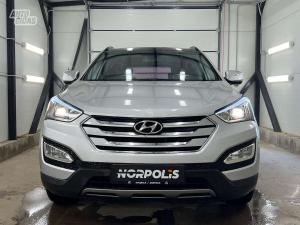 Grey Hyundai Santa Fe 2012 in Aukstieji Rusokai, with an engine capacity of 2.20 L and mileage of 225 thousand km for 9900 €, photo 3 on AUTOMOTO.COM.LV