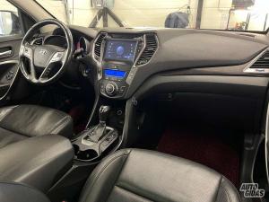 Grey Hyundai Santa Fe 2012 in Aukstieji Rusokai, with an engine capacity of 2.20 L and mileage of 225 thousand km for 9900 €, photo 37 on AUTOMOTO.COM.LV