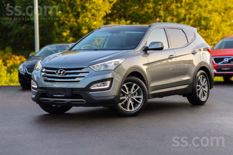 Pelēks Hyundai Santa Fe 2012 Jelgava, ar dzinēja tilpumu 2.20 L un nobraukumu 0 tūkst. km par 10750 €, foto 1 vietnē AUTOMOTO.COM.LV