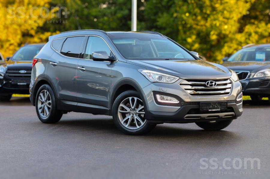 Pelēks Hyundai Santa Fe 2012 Jelgava, ar dzinēja tilpumu 2.20 L un nobraukumu 0 tūkst. km par 10750 €, foto 4 vietnē AUTOMOTO.COM.LV