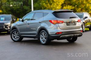 Pelēks Hyundai Santa Fe 2012 Jelgava, ar dzinēja tilpumu 2.20 L un nobraukumu 0 tūkst. km par 10750 €, foto 7 vietnē AUTOMOTO.COM.LV