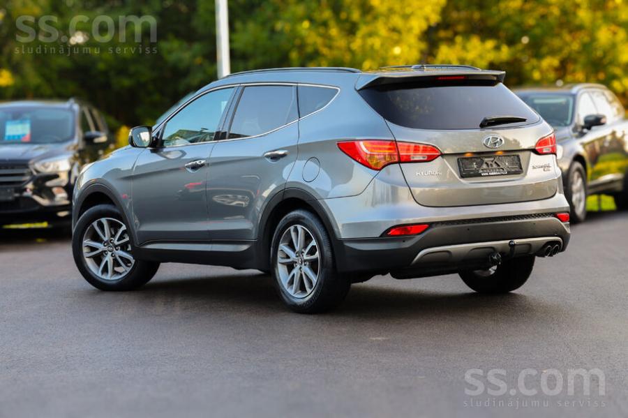 Pelēks Hyundai Santa Fe 2012 Jelgava, ar dzinēja tilpumu 2.20 L un nobraukumu 0 tūkst. km par 10750 €, foto 7 vietnē AUTOMOTO.COM.LV