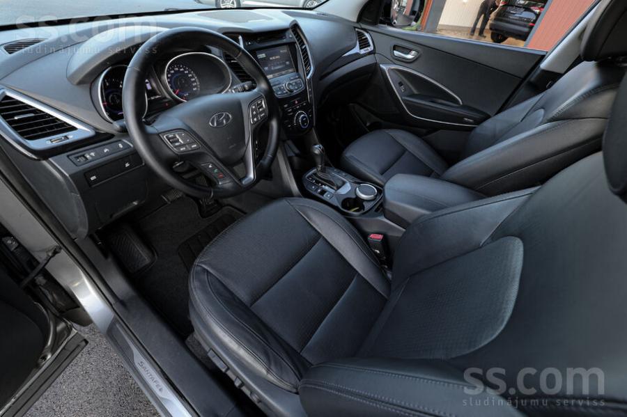 Pelēks Hyundai Santa Fe 2012 Jelgava, ar dzinēja tilpumu 2.20 L un nobraukumu 0 tūkst. km par 10750 €, foto 9 vietnē AUTOMOTO.COM.LV