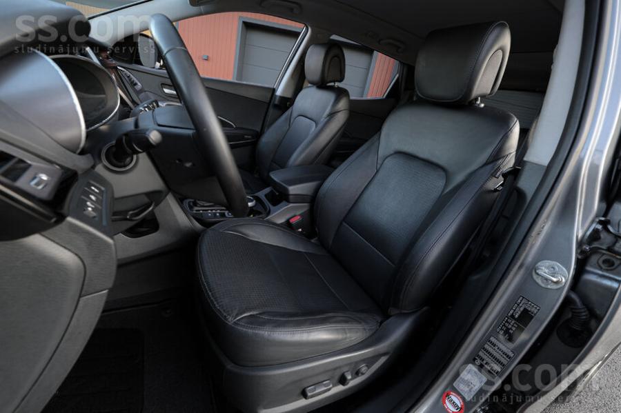 Pelēks Hyundai Santa Fe 2012 Jelgava, ar dzinēja tilpumu 2.20 L un nobraukumu 0 tūkst. km par 10750 €, foto 10 vietnē AUTOMOTO.COM.LV