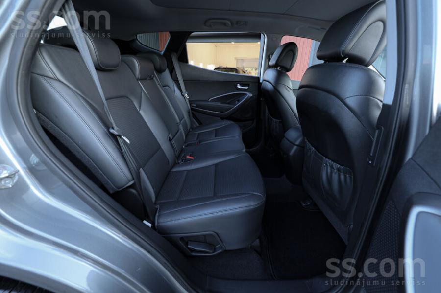 Pelēks Hyundai Santa Fe 2012 Jelgava, ar dzinēja tilpumu 2.20 L un nobraukumu 0 tūkst. km par 10750 €, foto 11 vietnē AUTOMOTO.COM.LV