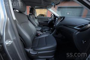 Pelēks Hyundai Santa Fe 2012 Jelgava, ar dzinēja tilpumu 2.20 L un nobraukumu 0 tūkst. km par 10750 €, foto 12 vietnē AUTOMOTO.COM.LV