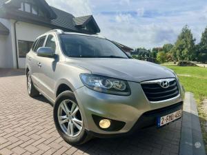 Pelēks Hyundai Santa Fe 2012 Šauļi, ar dzinēja tilpumu 2.00 L un nobraukumu 238 tūkst. km par 6350 €, foto 3 vietnē AUTOMOTO.COM.LV