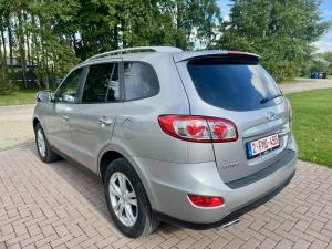 Pelēks Hyundai Santa Fe 2012 Šauļi, ar dzinēja tilpumu 2.00 L un nobraukumu 238 tūkst. km par 6350 €, foto 8 vietnē AUTOMOTO.COM.LV