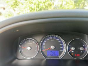 Pelēks Hyundai Santa Fe 2012 Šauļi, ar dzinēja tilpumu 2.00 L un nobraukumu 238 tūkst. km par 6350 €, foto 17 vietnē AUTOMOTO.COM.LV