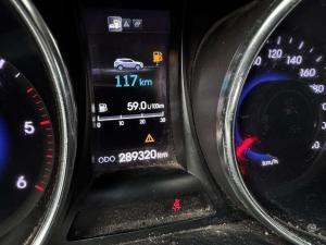 Grey Hyundai Santa Fe 2012 in Alytus, with an engine capacity of 2.20 L and mileage of 289 thousand km for 6650 €, photo 27 on AUTOMOTO.COM.LV