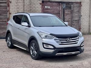Pelēks Hyundai Santa Fe 2013 Kretinga, ar dzinēja tilpumu 2.00 L un nobraukumu 180 tūkst. km par 8500 €, foto 4 vietnē AUTOMOTO.COM.LV