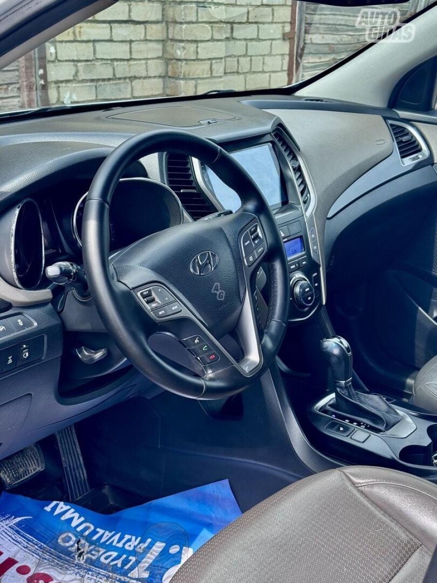Pelēks Hyundai Santa Fe 2013 Kretinga, ar dzinēja tilpumu 2.00 L un nobraukumu 180 tūkst. km par 8500 €, foto 15 vietnē AUTOMOTO.COM.LV