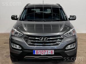 Pelēks Hyundai Santa Fe 2013 Jūrmala, ar dzinēja tilpumu 2.40 L un nobraukumu 198 tūkst. km par 11750 €, foto 4 vietnē AUTOMOTO.COM.LV