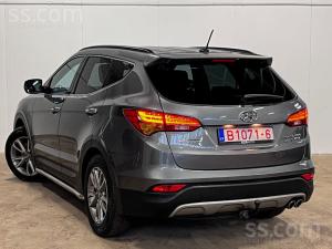 Pelēks Hyundai Santa Fe 2013 Jūrmala, ar dzinēja tilpumu 2.40 L un nobraukumu 198 tūkst. km par 11750 €, foto 11 vietnē AUTOMOTO.COM.LV