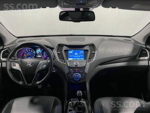 Pelēks Hyundai Santa Fe 2013 Jūrmala, ar dzinēja tilpumu 2.40 L un nobraukumu 198 tūkst. km par 11750 €, foto 18 vietnē AUTOMOTO.COM.LV