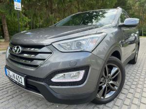 Pelēks Hyundai Santa Fe 2013 Viļņa, ar dzinēja tilpumu 2.00 L un nobraukumu 133 tūkst. km par 9700 €, foto  vietnē AUTOMOTO.COM.LV