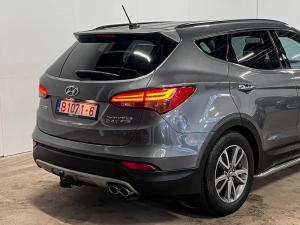 Grey Hyundai Santa Fe 2013 in Jurmala, with an engine capacity of 2.40 L and mileage of 198 thousand km for 11750 €, photo 10 on AUTOMOTO.COM.LV