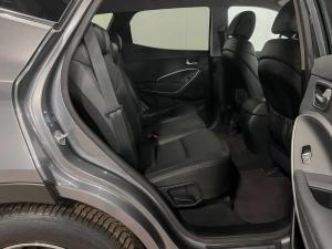 Grey Hyundai Santa Fe 2013 in Jurmala, with an engine capacity of 2.40 L and mileage of 198 thousand km for 11750 €, photo 22 on AUTOMOTO.COM.LV