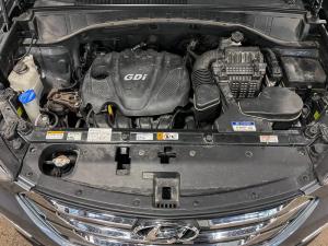 Grey Hyundai Santa Fe 2013 in Jurmala, with an engine capacity of 2.40 L and mileage of 198 thousand km for 11750 €, photo 39 on AUTOMOTO.COM.LV