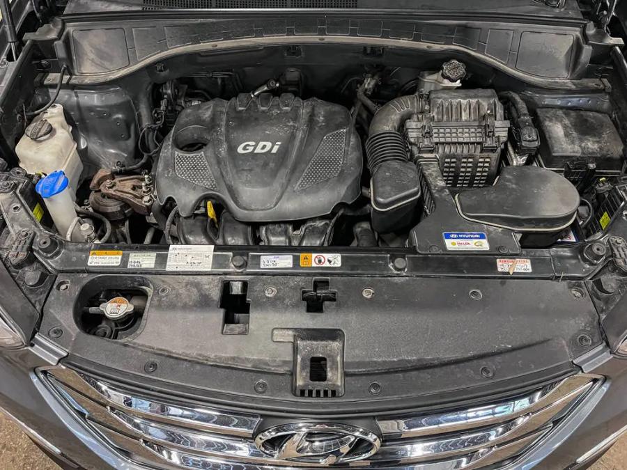 Grey Hyundai Santa Fe 2013 in Jurmala, with an engine capacity of 2.40 L and mileage of 198 thousand km for 11750 €, photo 39 on AUTOMOTO.COM.LV