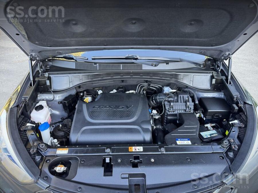 Pelēks Hyundai Santa Fe 2013 Jūrmala, ar dzinēja tilpumu 2.20 L un nobraukumu 168 tūkst. km par 9995 €, foto 17 vietnē AUTOMOTO.COM.LV