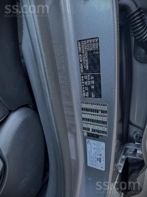 Pelēks Hyundai Santa Fe 2013 Jūrmala, ar dzinēja tilpumu 2.20 L un nobraukumu 168 tūkst. km par 9995 €, foto 22 vietnē AUTOMOTO.COM.LV