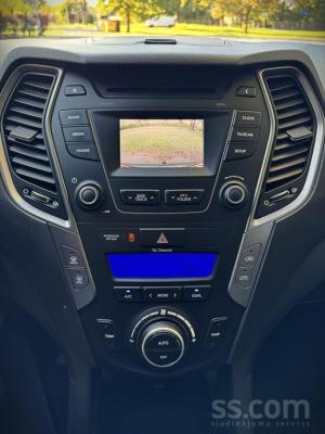 Pelēks Hyundai Santa Fe 2013 Jūrmala, ar dzinēja tilpumu 2.20 L un nobraukumu 168 tūkst. km par 9995 €, foto 31 vietnē AUTOMOTO.COM.LV