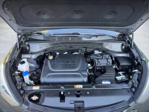 Pelēks Hyundai Santa Fe 2013 Jūrmala, ar dzinēja tilpumu 2.20 L un nobraukumu 168 tūkst. km par 9995 €, foto 17 vietnē AUTOMOTO.COM.LV