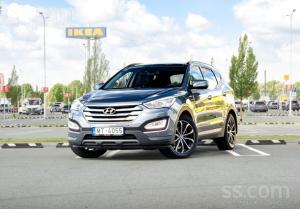 Pelēks Hyundai Santa Fe 2013 Rīga, ar dzinēja tilpumu 2.20 L un nobraukumu 235 tūkst. km par 8990 €, foto 5 vietnē AUTOMOTO.COM.LV