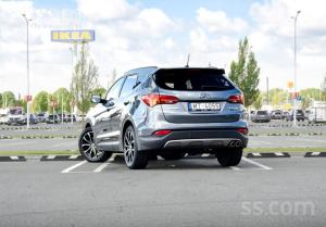 Pelēks Hyundai Santa Fe 2013 Rīga, ar dzinēja tilpumu 2.20 L un nobraukumu 235 tūkst. km par 8990 €, foto 9 vietnē AUTOMOTO.COM.LV