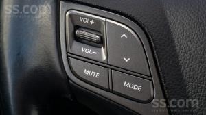 Pelēks Hyundai Santa Fe 2013 Rīga, ar dzinēja tilpumu 2.20 L un nobraukumu 235 tūkst. km par 8990 €, foto 24 vietnē AUTOMOTO.COM.LV