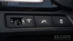 Pelēks Hyundai Santa Fe 2013 Rīga, ar dzinēja tilpumu 2.20 L un nobraukumu 235 tūkst. km par 8990 €, foto 29 vietnē AUTOMOTO.COM.LV