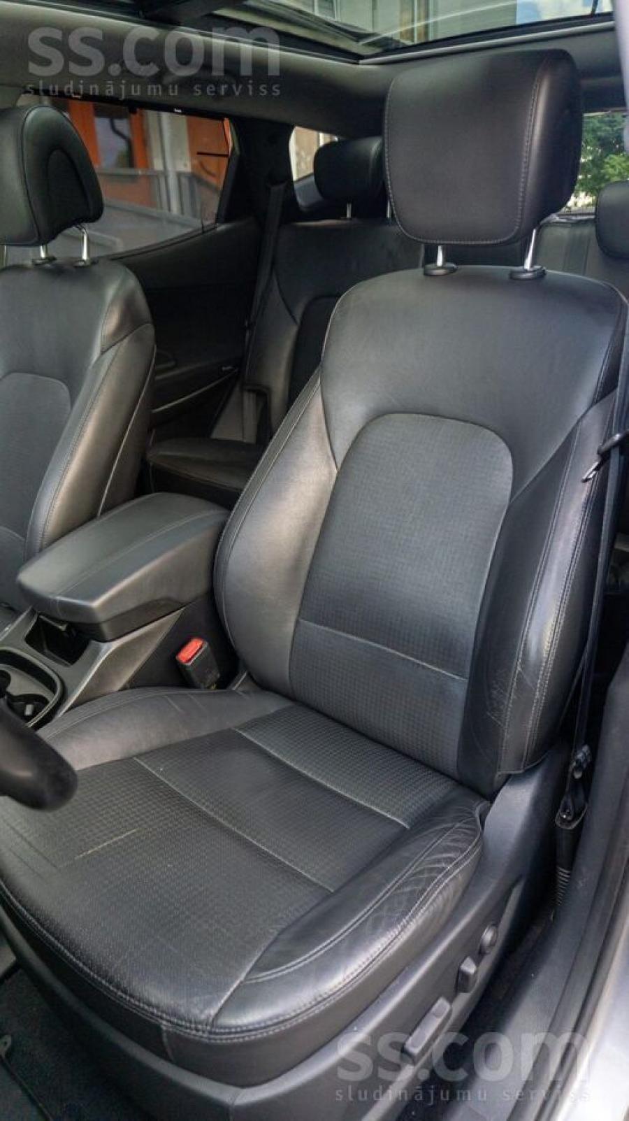 Pelēks Hyundai Santa Fe 2013 Rīga, ar dzinēja tilpumu 2.20 L un nobraukumu 235 tūkst. km par 8990 €, foto 33 vietnē AUTOMOTO.COM.LV