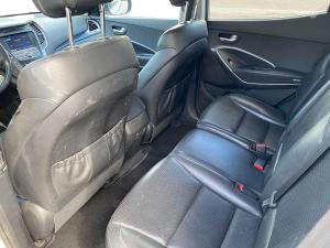 Pelēks Hyundai Santa Fe 2013 Raseiniai, ar dzinēja tilpumu 2.20 L un nobraukumu 371 tūkst. km par 7300 €, foto 26 vietnē AUTOMOTO.COM.LV