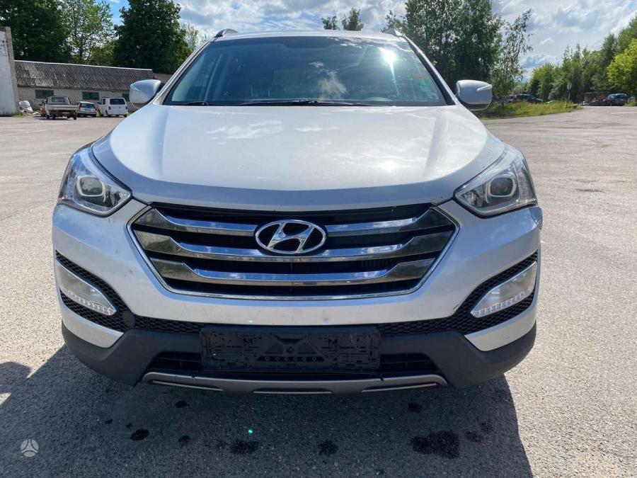 Pelēks Hyundai Santa Fe 2013 Raseiniai, ar dzinēja tilpumu 2.20 L un nobraukumu 371 tūkst. km par 7300 €, foto 10 vietnē AUTOMOTO.COM.LV