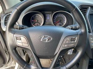 Pelēks Hyundai Santa Fe 2013 Raseiniai, ar dzinēja tilpumu 2.20 L un nobraukumu 371 tūkst. km par 7300 €, foto 14 vietnē AUTOMOTO.COM.LV
