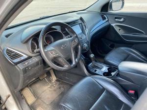 Pelēks Hyundai Santa Fe 2013 Raseiniai, ar dzinēja tilpumu 2.20 L un nobraukumu 371 tūkst. km par 7300 €, foto 21 vietnē AUTOMOTO.COM.LV