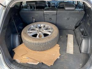 Pelēks Hyundai Santa Fe 2013 Raseiniai, ar dzinēja tilpumu 2.20 L un nobraukumu 371 tūkst. km par 7300 €, foto 29 vietnē AUTOMOTO.COM.LV