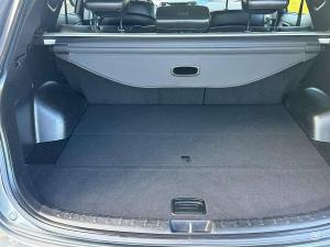Pelēks Hyundai Santa Fe 2013 Utena, ar dzinēja tilpumu 2.20 L un nobraukumu 241 tūkst. km par 8950 €, foto 17 vietnē AUTOMOTO.COM.LV