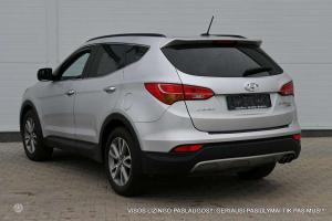 Grey Hyundai Santa Fe 2013 in Kretinga, with an engine capacity of 2.00 L and mileage of 269 thousand km for 8999 €, photo 9 on AUTOMOTO.COM.LV
