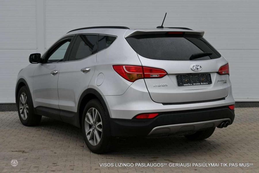 Grey Hyundai Santa Fe 2013 in Kretinga, with an engine capacity of 2.00 L and mileage of 269 thousand km for 8999 €, photo 9 on AUTOMOTO.COM.LV